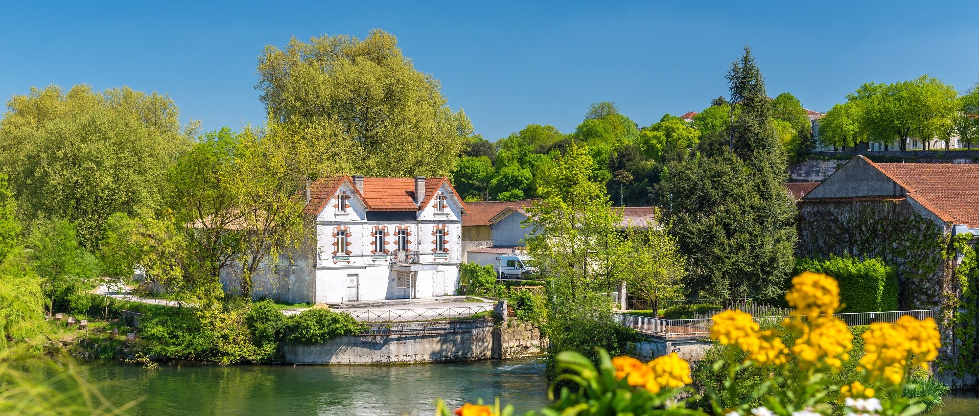 Cognac Charente French City Travel Guide Cellartours