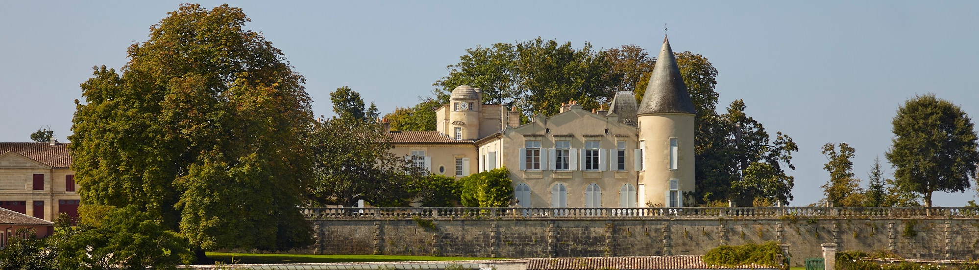 Médoc Wine Tour: Explore the Legendary Country of the Left Bank